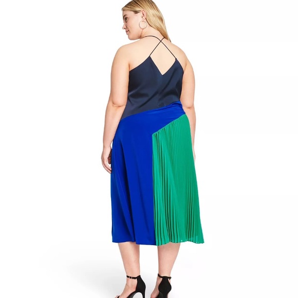 Cushnie | Dresses | Nwt Target Cushnie Green Colorblock Pleated Dress ...